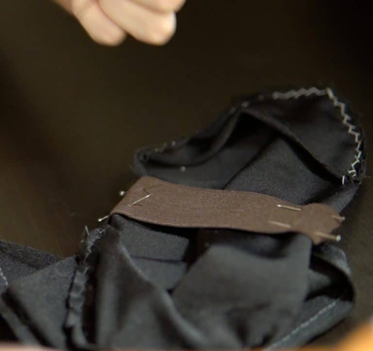 Tutorial: Cosplay Shoe Covers Using Fabric