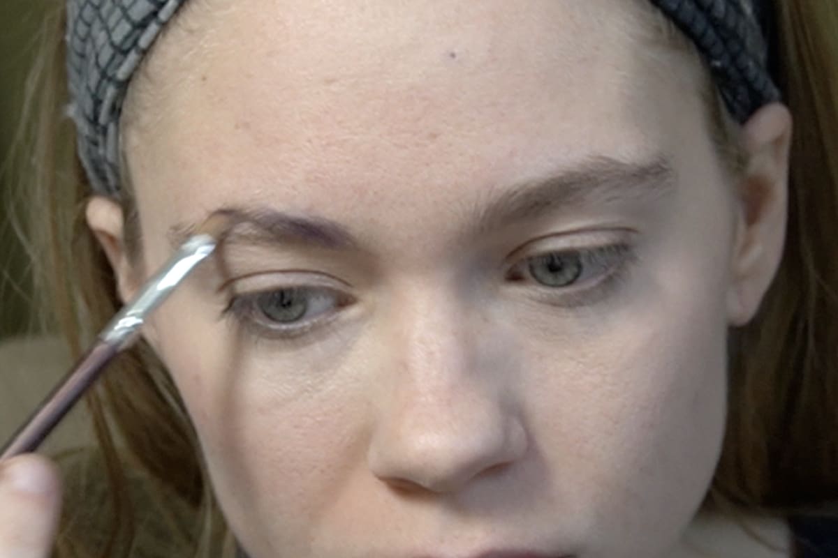 Tutorial: How to Color Your Eyebrows for Cosplay