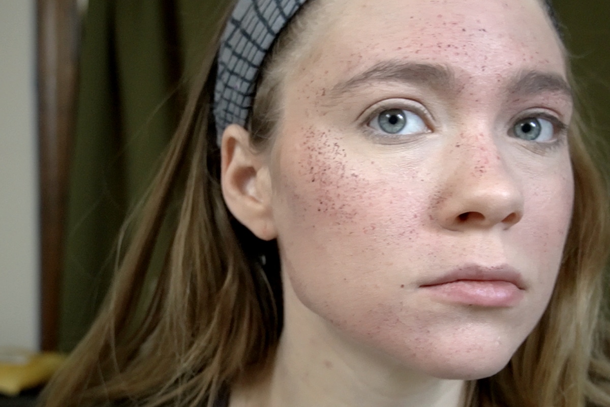 Tutorial: Realistic Fake Freckles Using a Stipple Sponge (for cosplay)