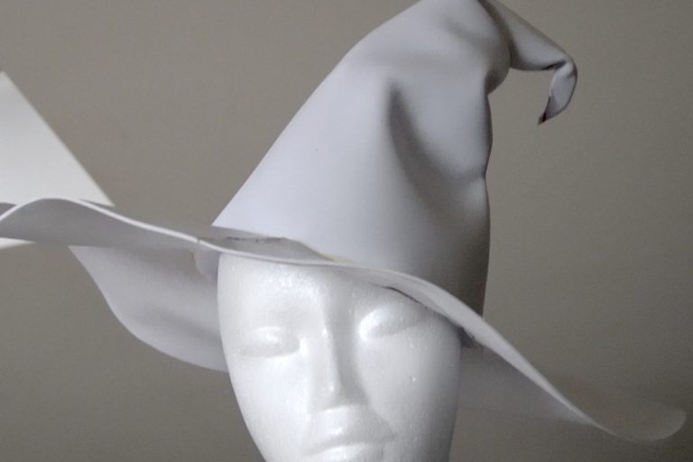 Tutorial: How to Make the Perfect Witch Hat for Cosplay or Halloween
