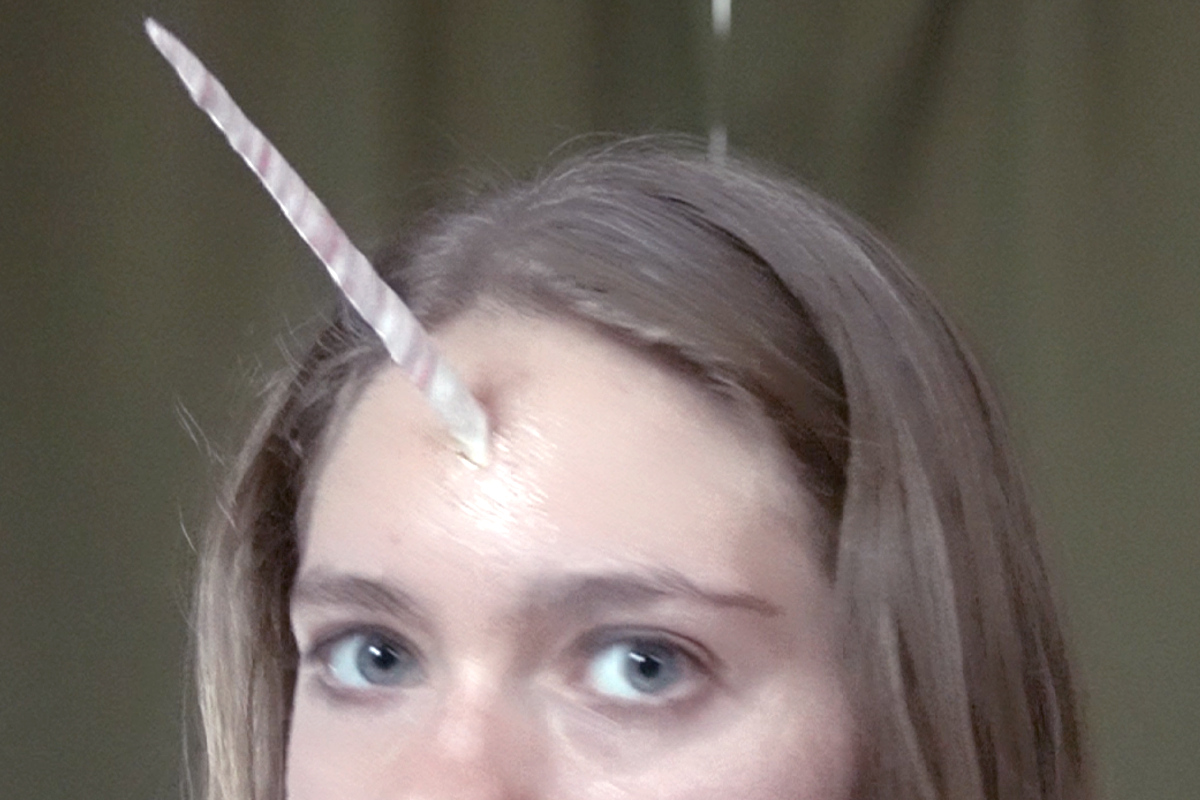 Tutorial: Make a Unicorn Horn and Hold it on Your Forehead