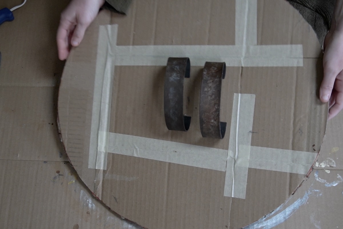 Tutorial: How to Make "Wooden" Shield for Costumes