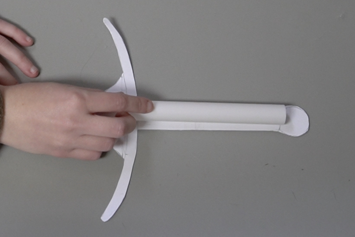 Tutorial: Cosplay Swords for Beginners