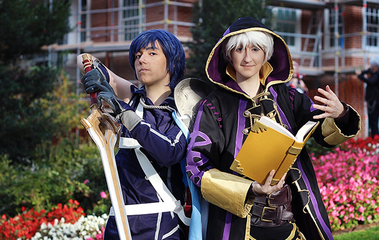 27 Cosplay Pose Ideas for Duos