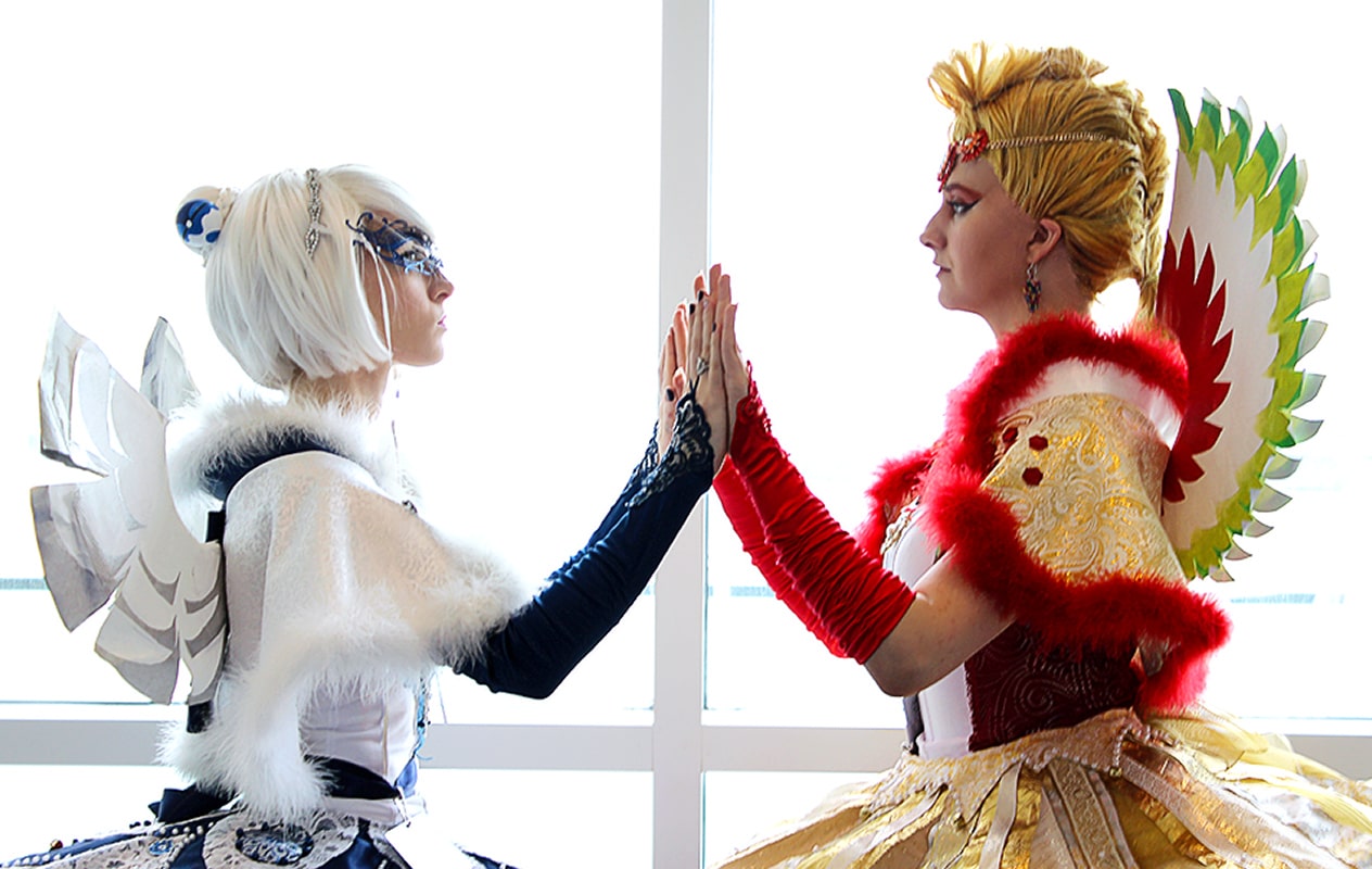 27 Cosplay Pose Ideas for Duos